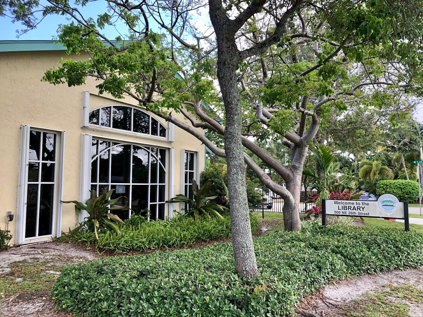 NSU Florida Alvin Sherman Library - Southeast Florida Library ...