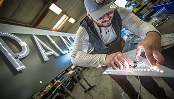 World Sign Associates