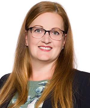 Bio - Christine Smith